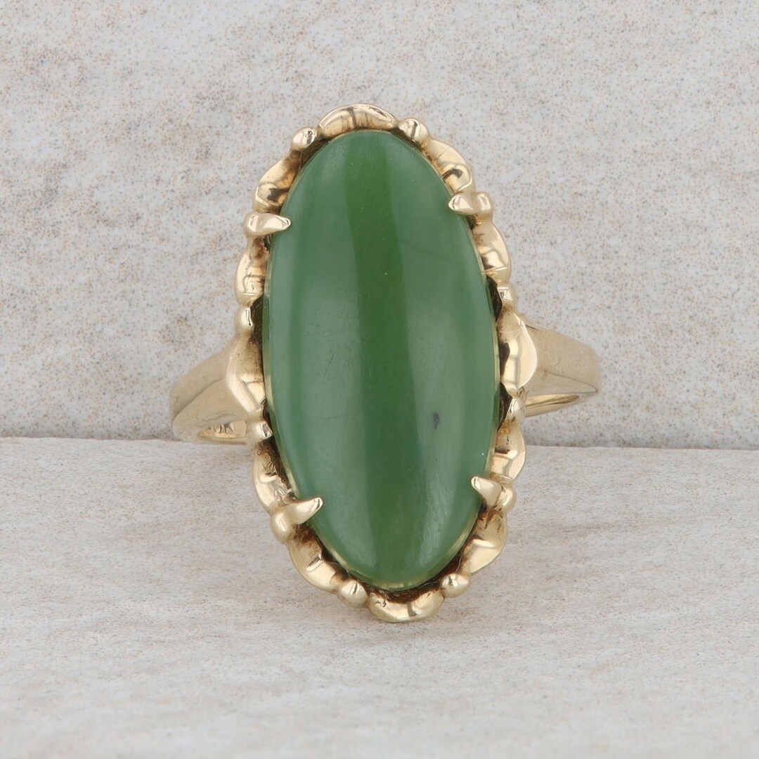 10k Yellow Gold Oval Jade Ring - Etsy