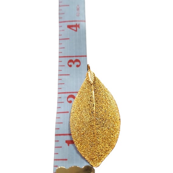 Vintage gold plated filigree - Gem