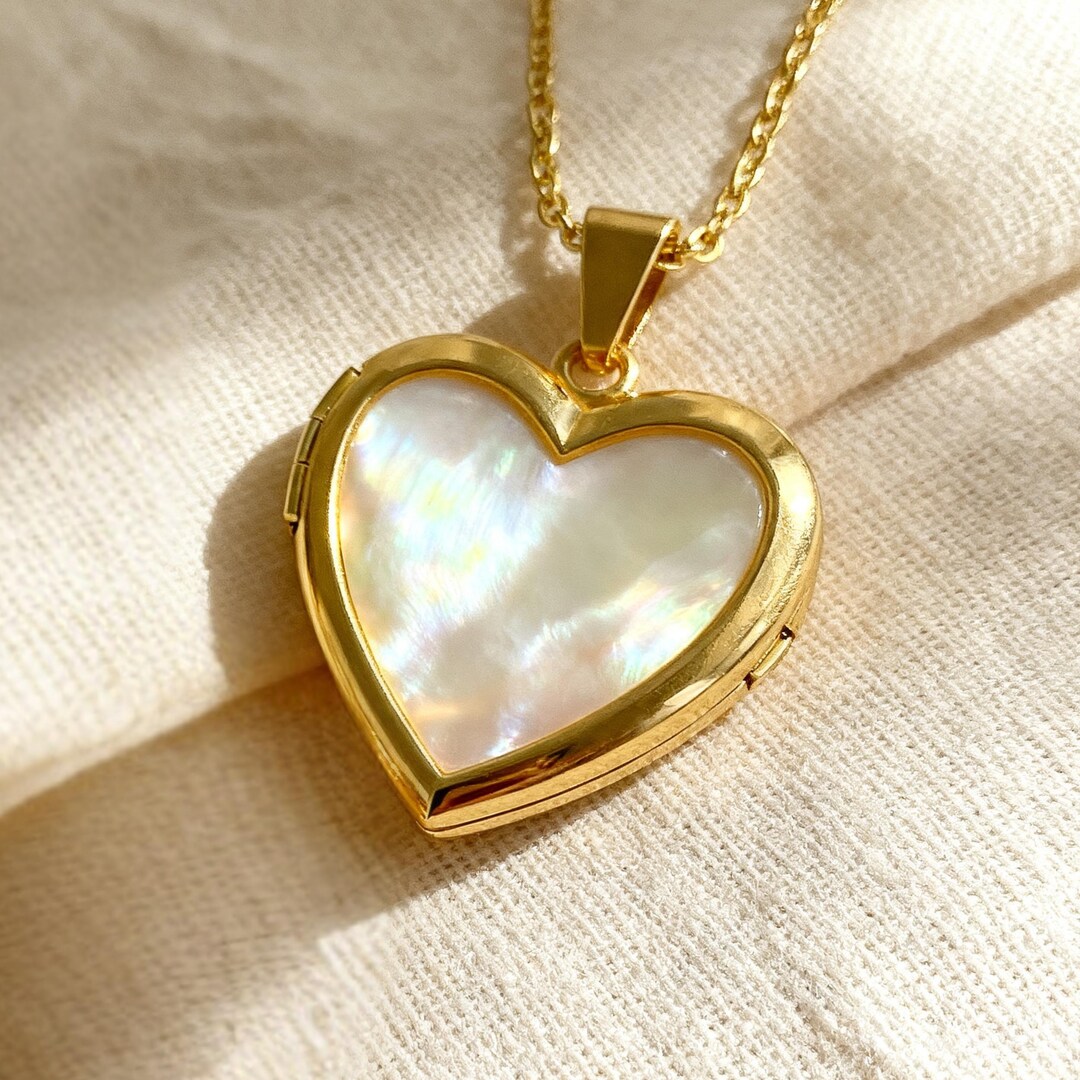 Heart Locket Necklace, Personalized Photo Lockets, Engravable Keepsake ...