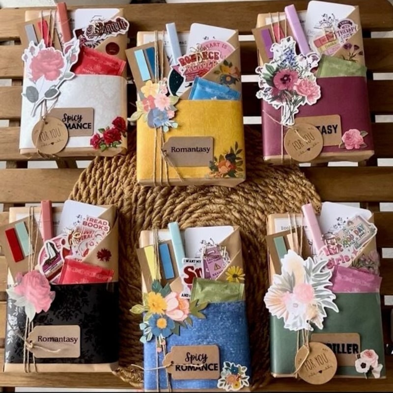 Romantasy Book Blind - Etsy