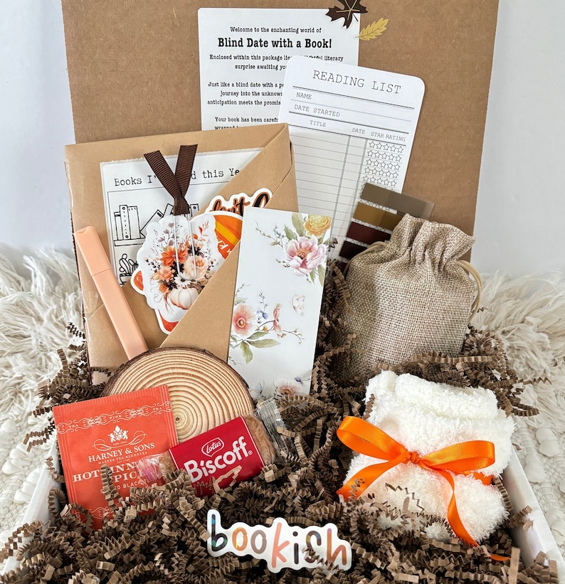 Blind Date With a Book Lover Gift Box Customizable Reading Gift Set ...