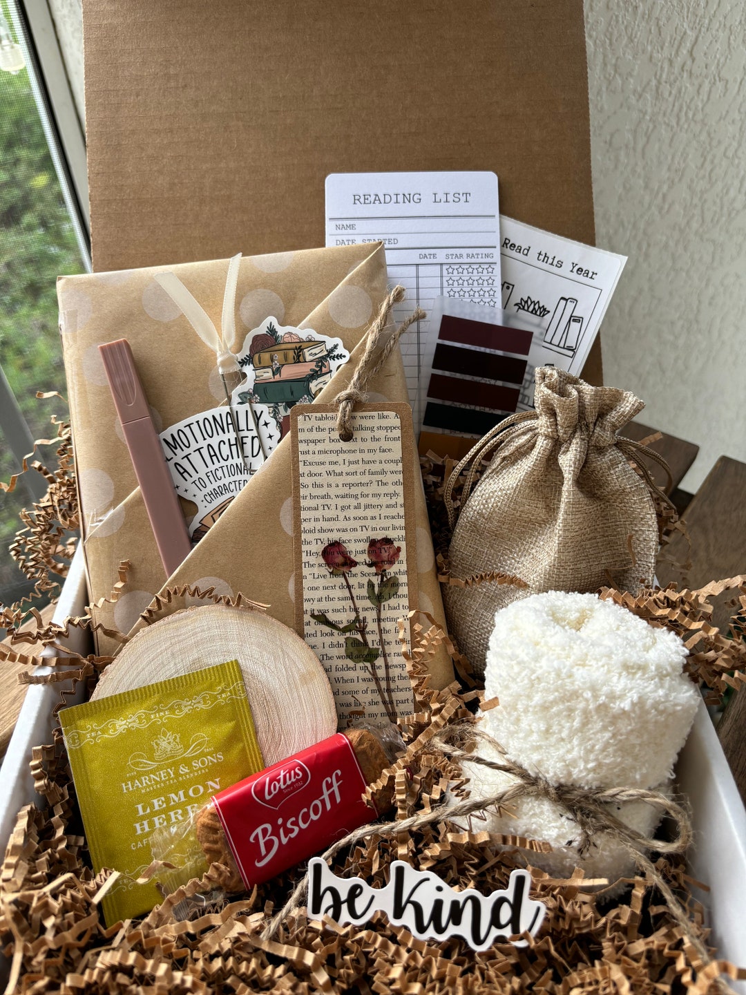 Blind Date With a Book Lover Gift Box Customizable Reading Gift Set ...