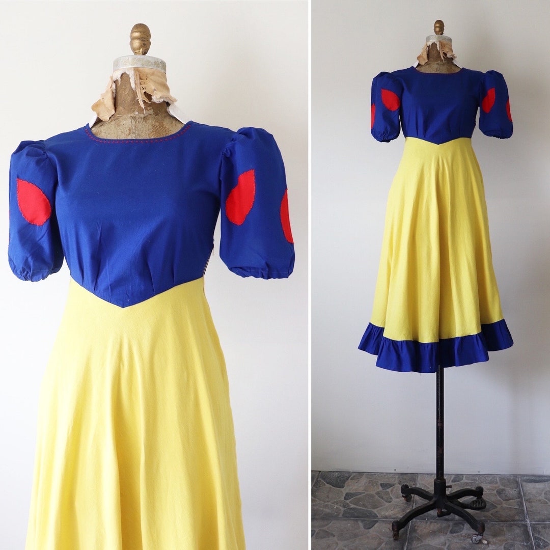 Vintage Snowwhite Dress - Etsy
