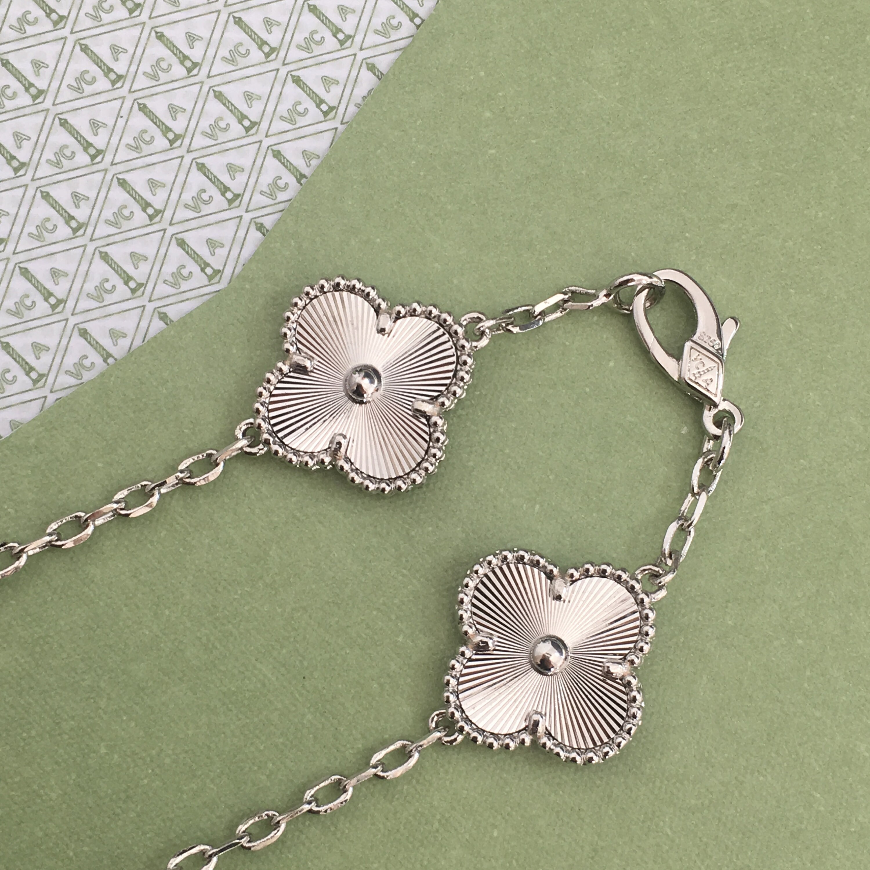 Handmade Van Cleef & Arpels Vintage Alhambra Grosgrain Necklace 18K ...