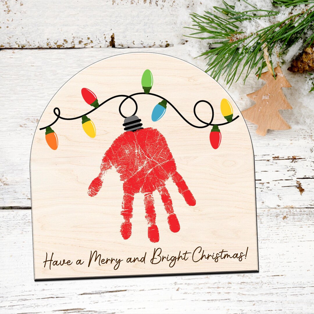 Baby First DIY Christmas Handprint Sign, Christmas Hand Print Art, DIY ...