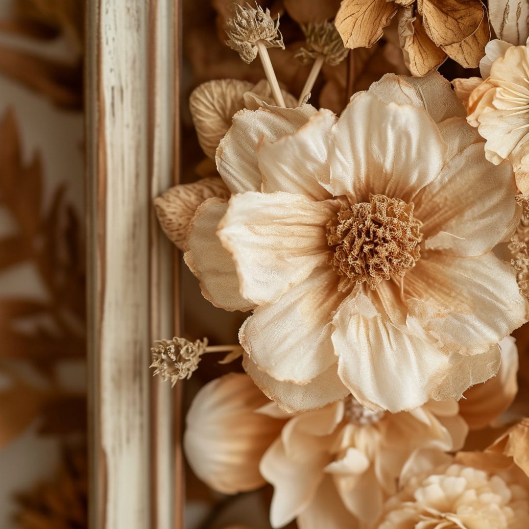 Handcrafted Dried Flower Frames Elevating Interiors - Etsy
