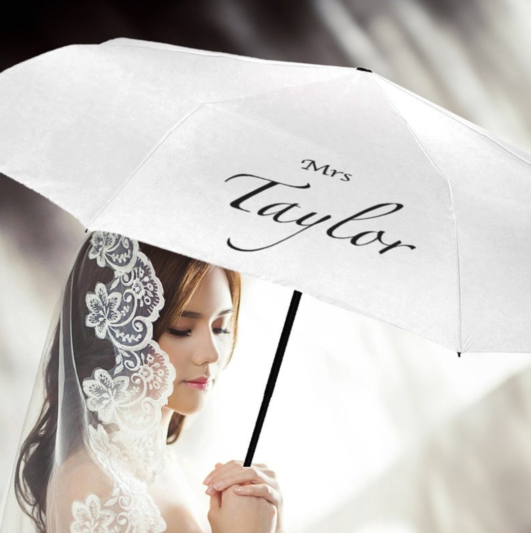 Mr and Mrs Personalised Wedding Umbrella, Just Married Photoshoot ...