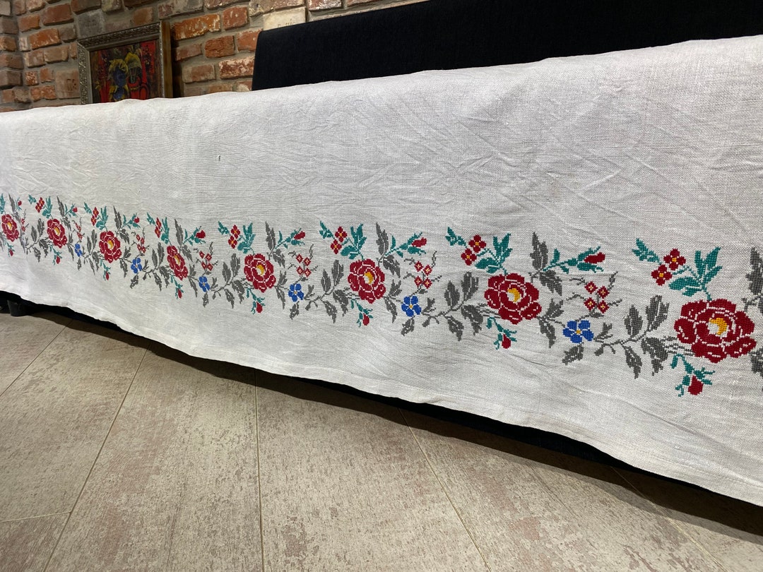 Hand Embroidered Ukrainian Bed Sheet Antique Embroidered Valance Linen ...