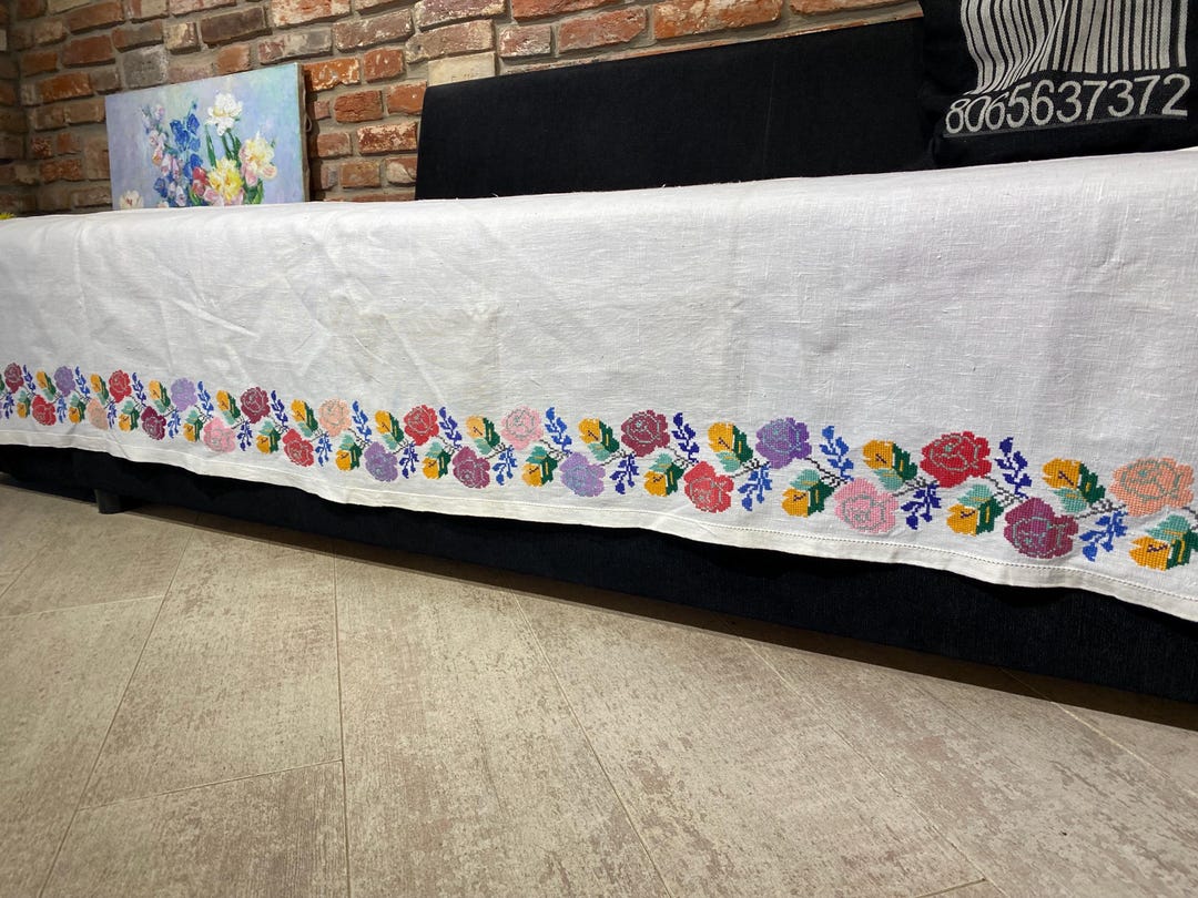 Hand Embroidered Ukrainian Bed Sheet Antique Embroidered Valance Linen ...