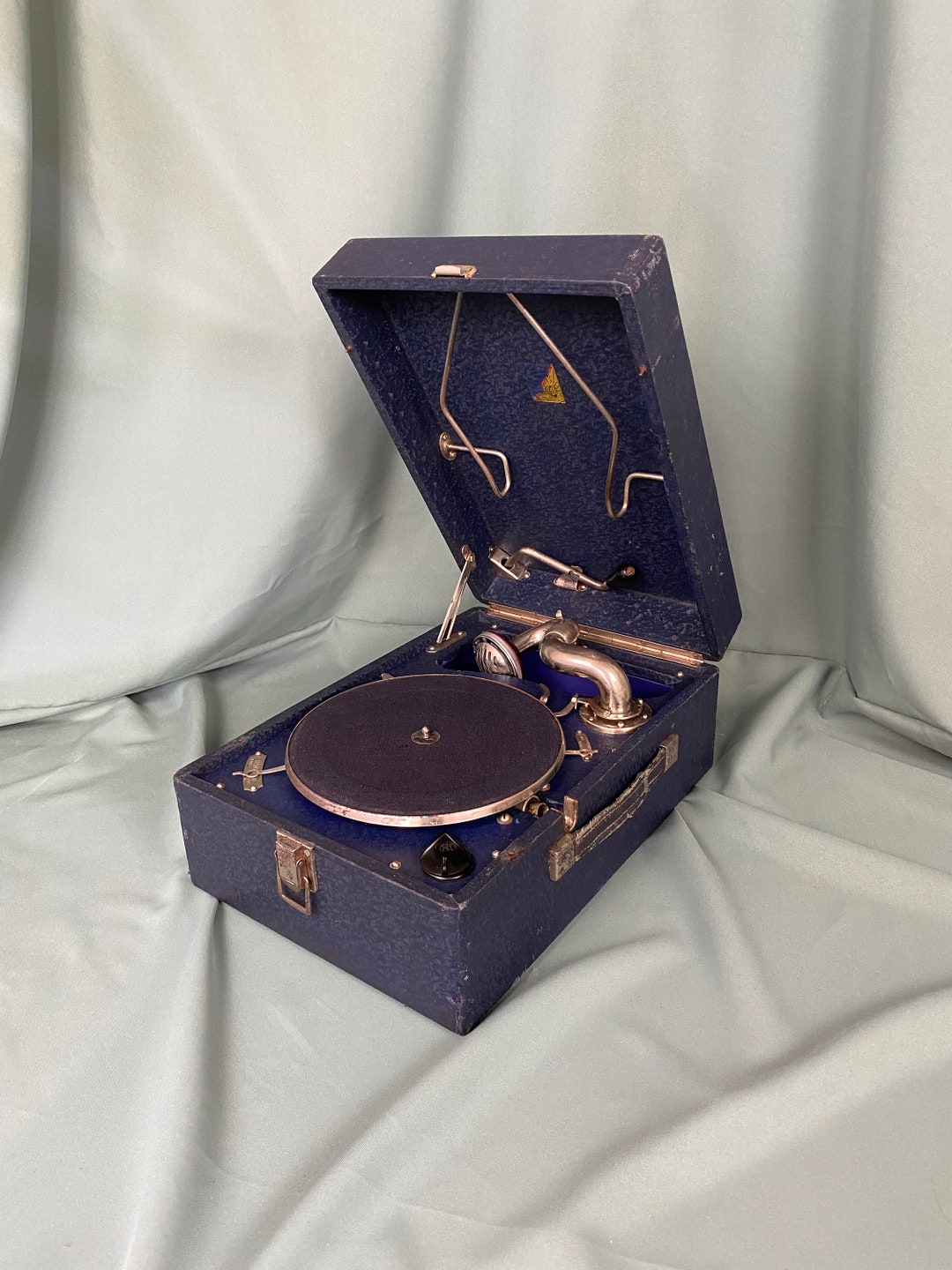 Antique Working Gramophone Artel, Vintage Gramophone Needles, Soviet ...
