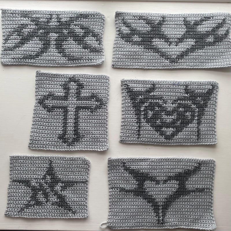 Pixel Art Crochet - Etsy UK
