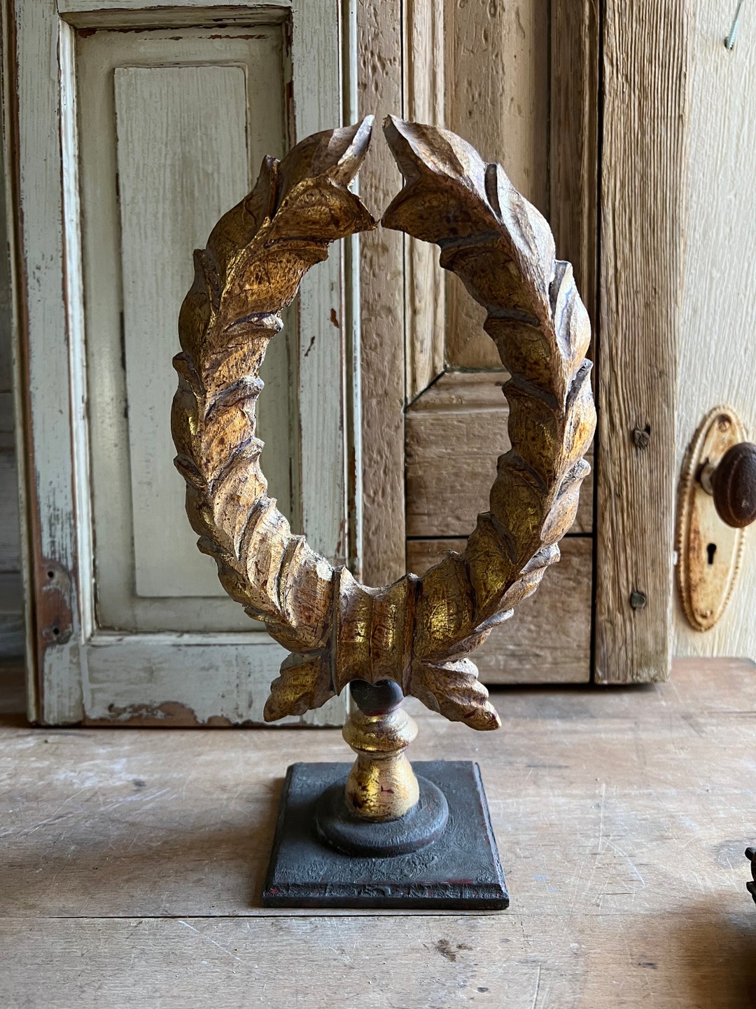 Handmade Gilded Wood Laurel Leaf Wreath on Stand Classical Roman Greek ...