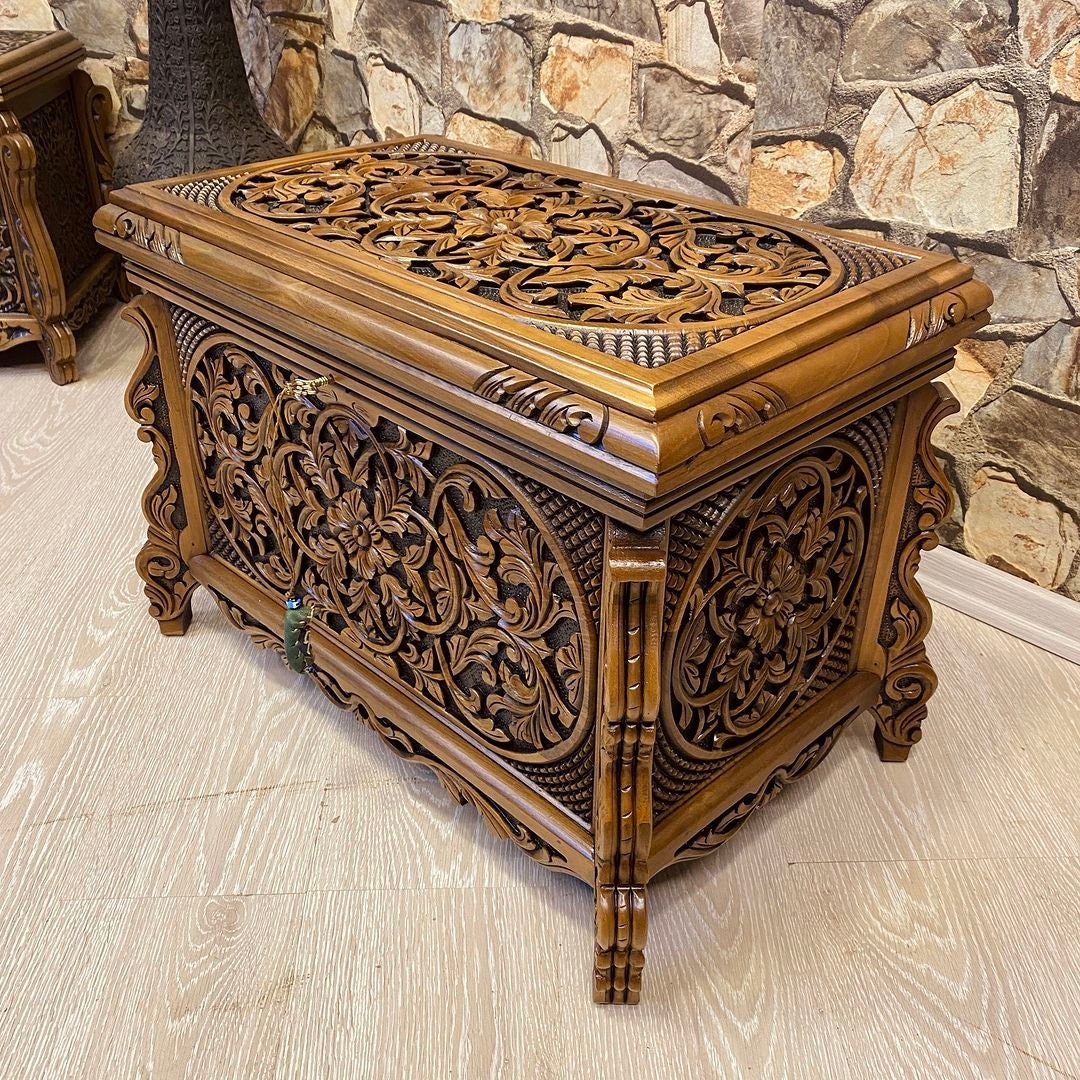 Big Chestcoffee Tableside Tableend Tablecarved Chestwooden Chestwedding ...
