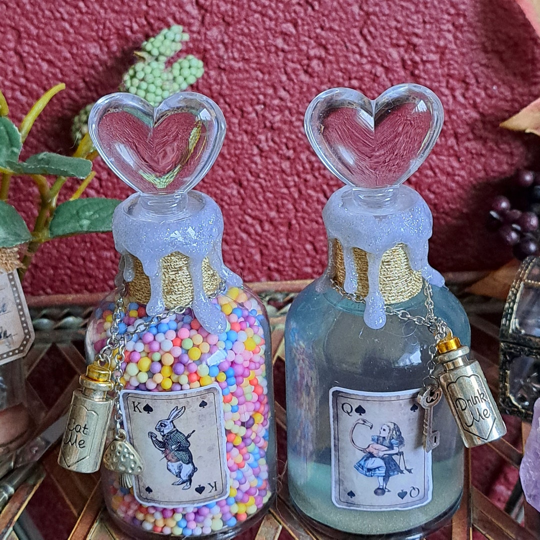 Eat Me & Drink Me Potions Alice in Wonderland Set of 2 Hezelo's ...