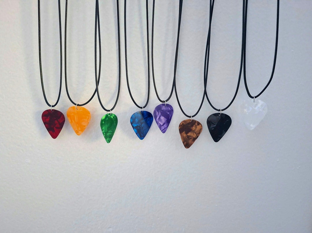 18" Solid Color Guitar Pick Leather Necklace | Guitar Pick Necklace ...