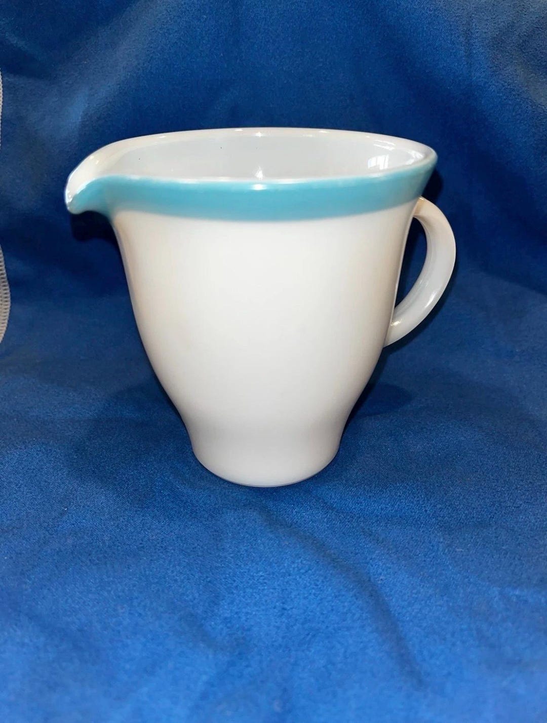 Vintage Pyrex Blue Stripe Rim Milk Glass Creamer With Handle - Etsy
