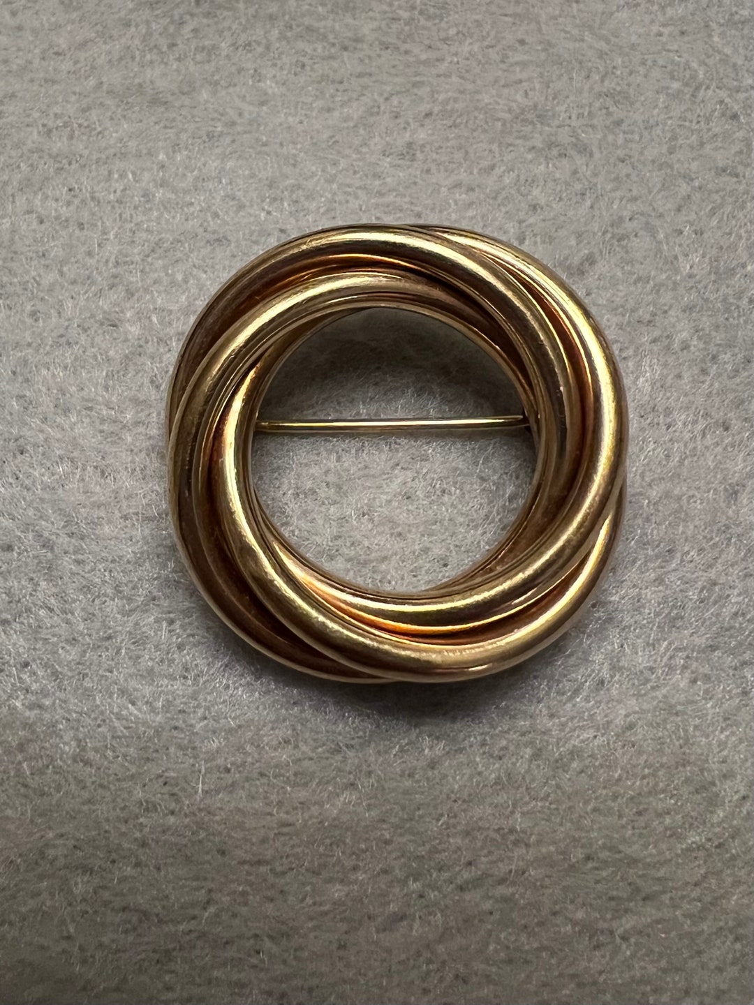 Women’s Vintage Gold Circular Pin - Etsy