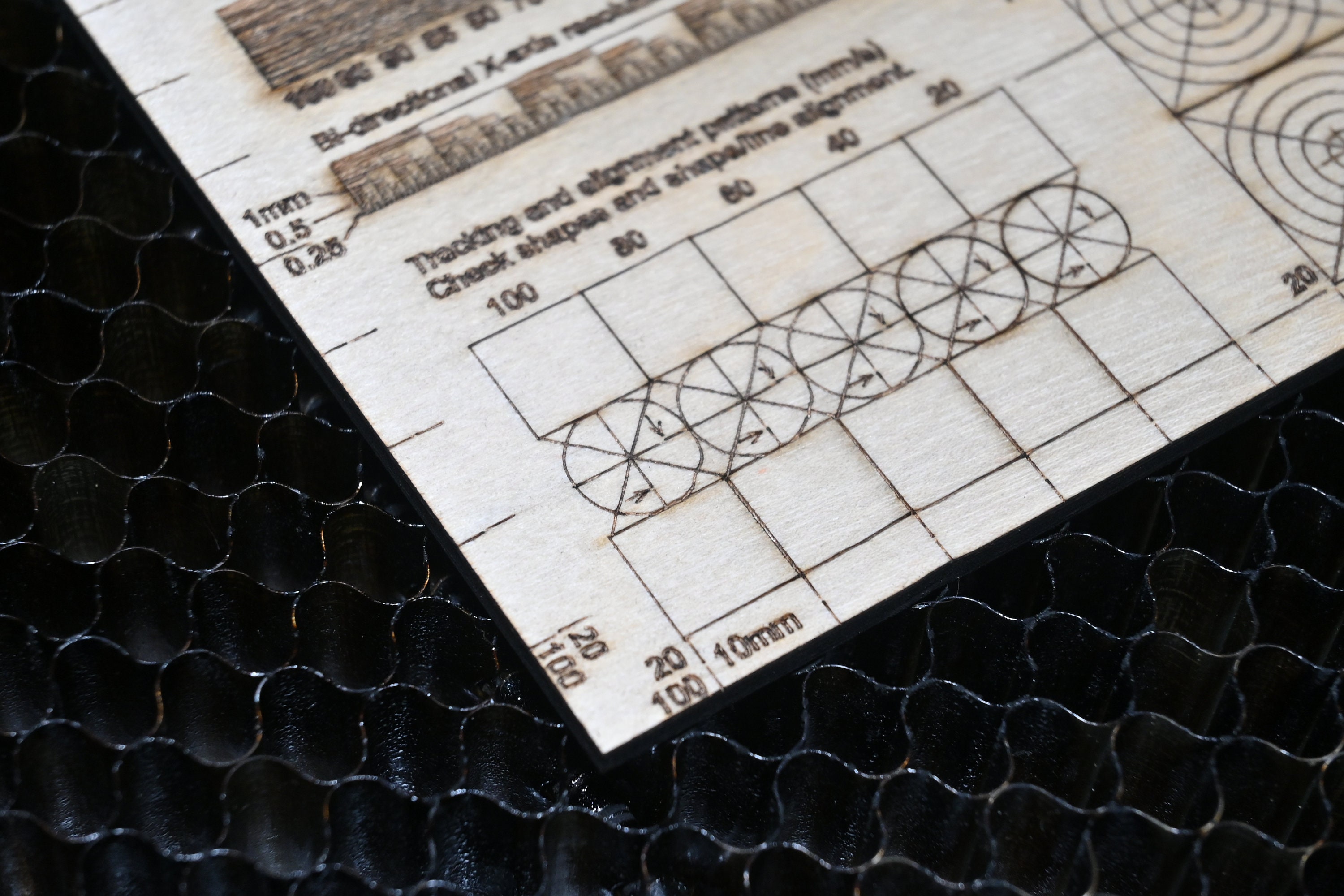 4-in-1 Laser Kerf Calibration, Alignment, Resolution/interval, and ...