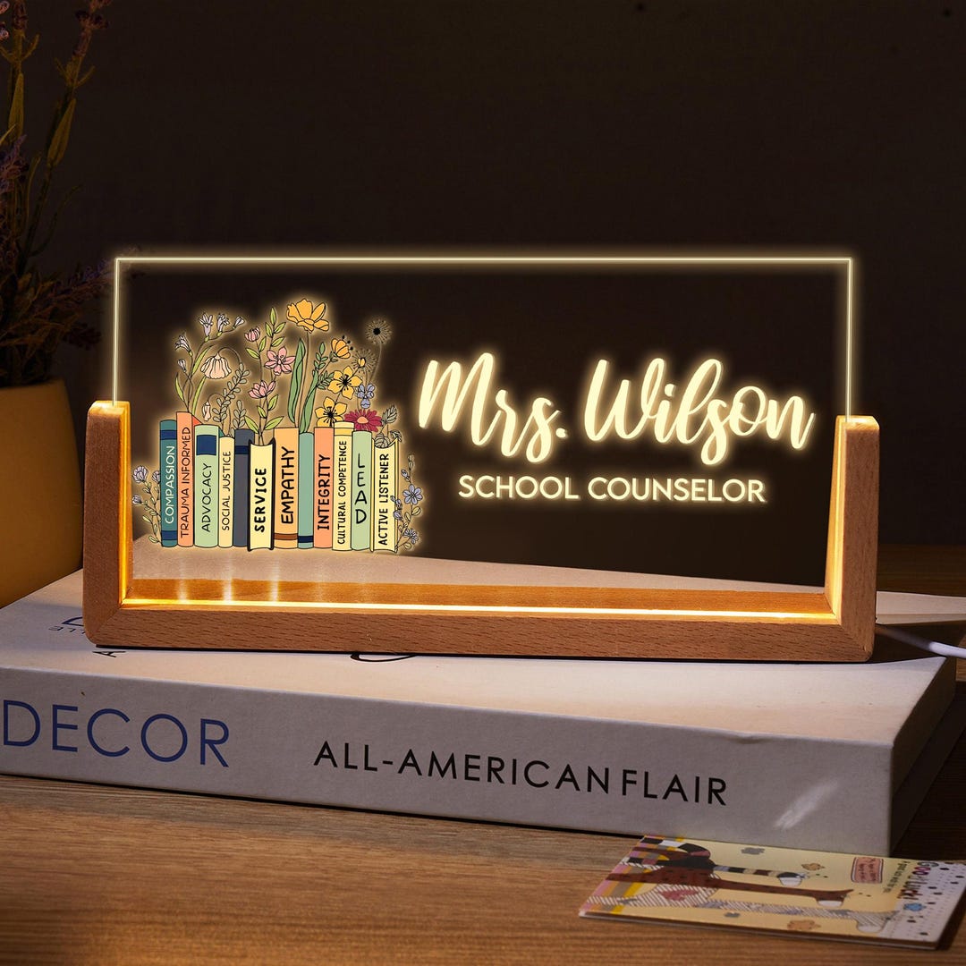 Personalized School Counselor Name Sign Night Light: Wooden Desk Plaque ...