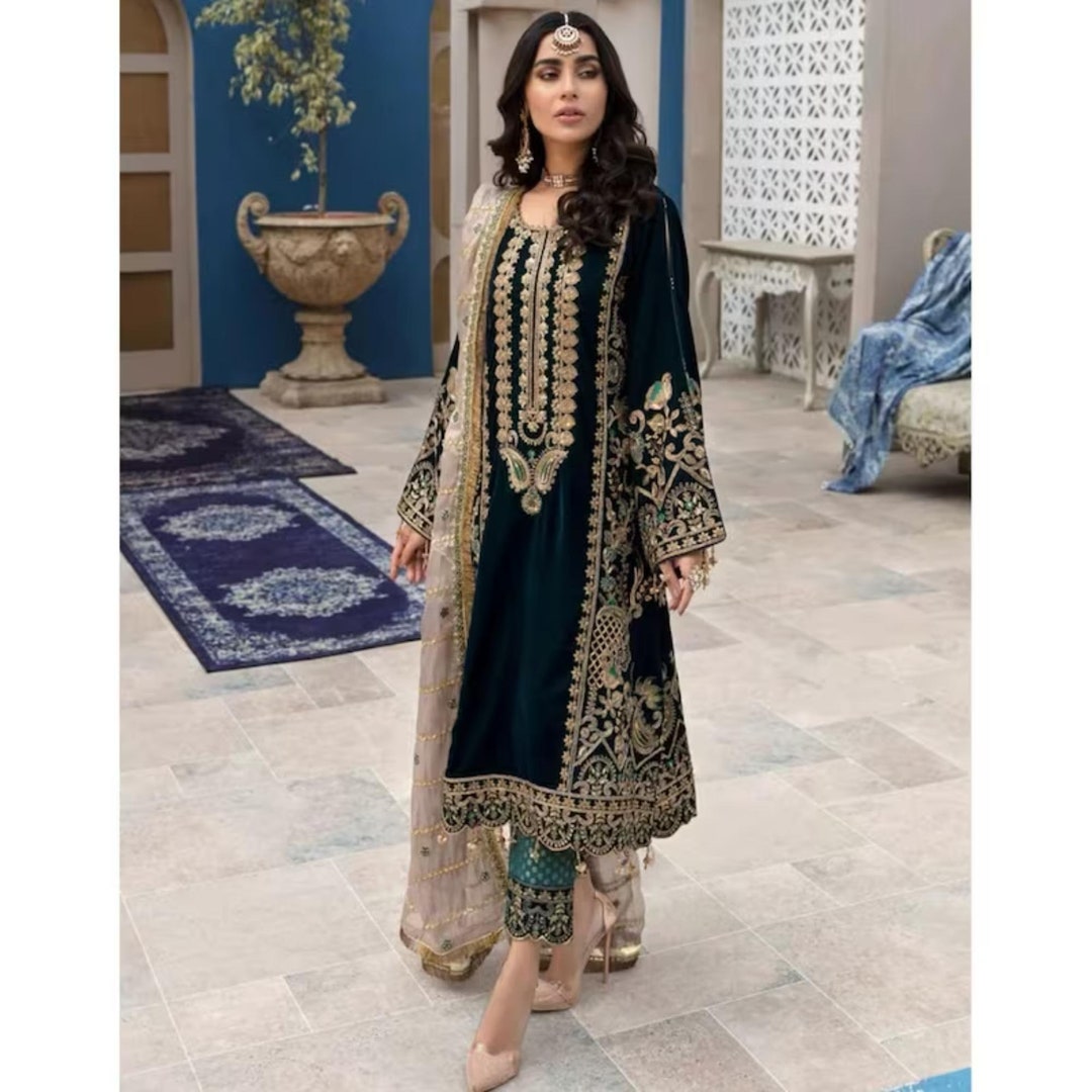 Pakistani Indian Wedding Dresses Velvet Embroidered Collection Latest ...