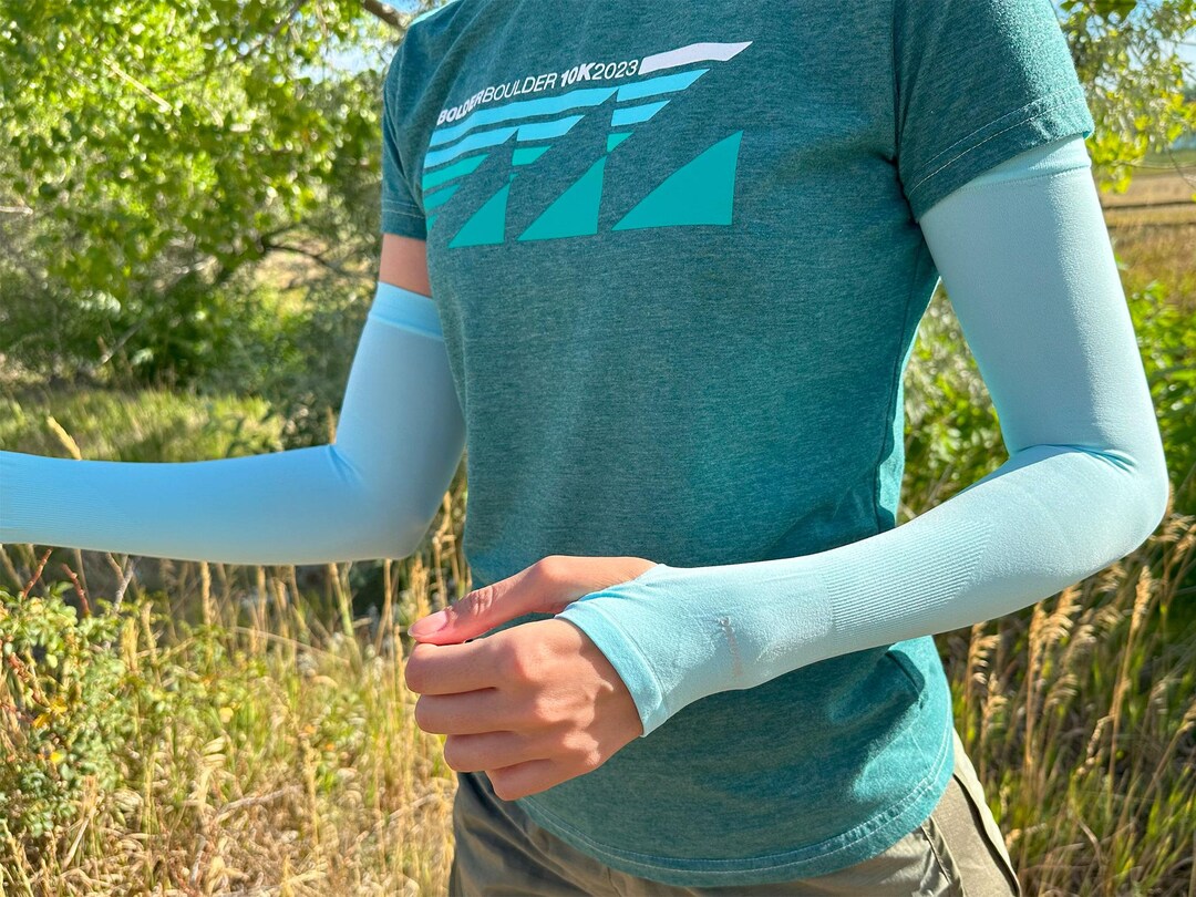 Pandana All Terrain UPF 50 Seamless Sun Sleeves ™ White, Gray, Black ...