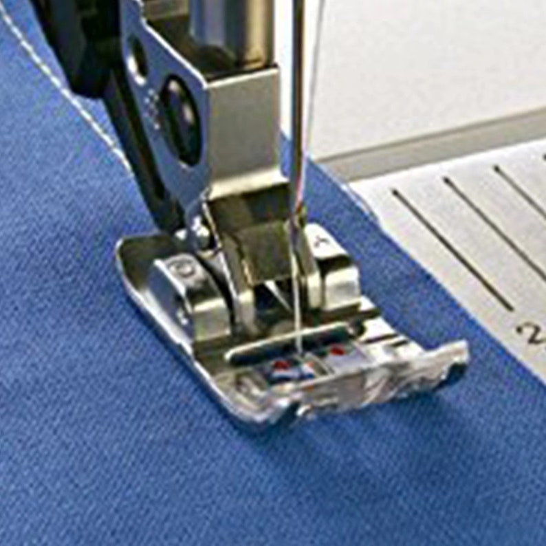 PFAFF Sewing Machine Standard Presser Foot: Straight Stitch Attachment ...