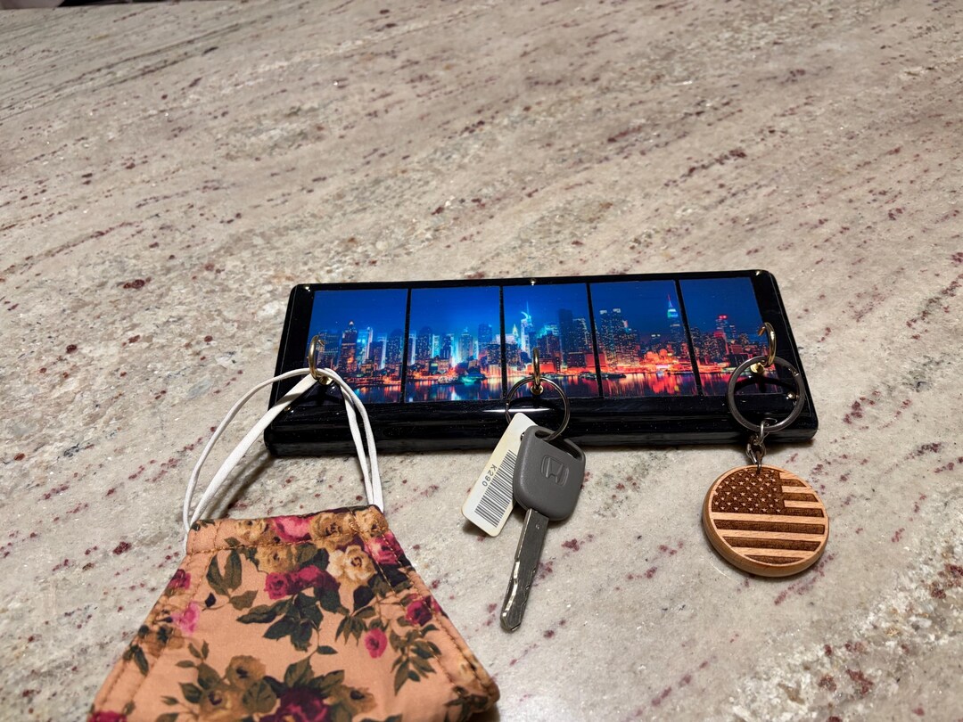 New York City Skyline Key Rack - Etsy