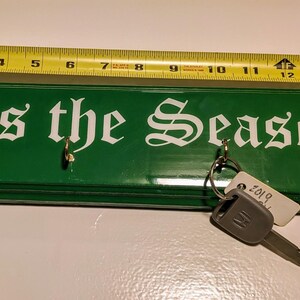 Christmas-themed "'tis the Season !" Key Rack - Etsy
