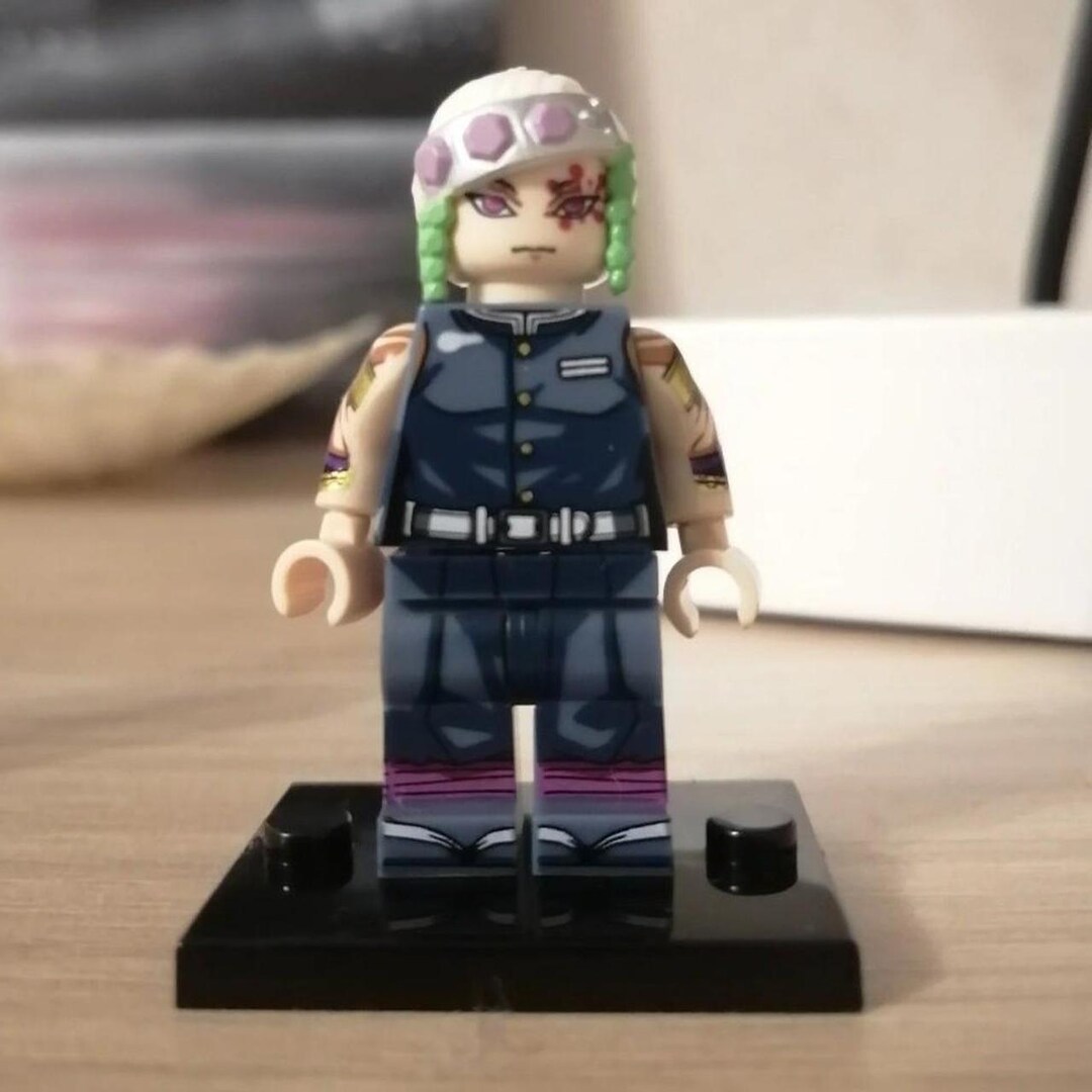Tengen Uzui Demon Slayer Lego Inspired Minifigure - Etsy