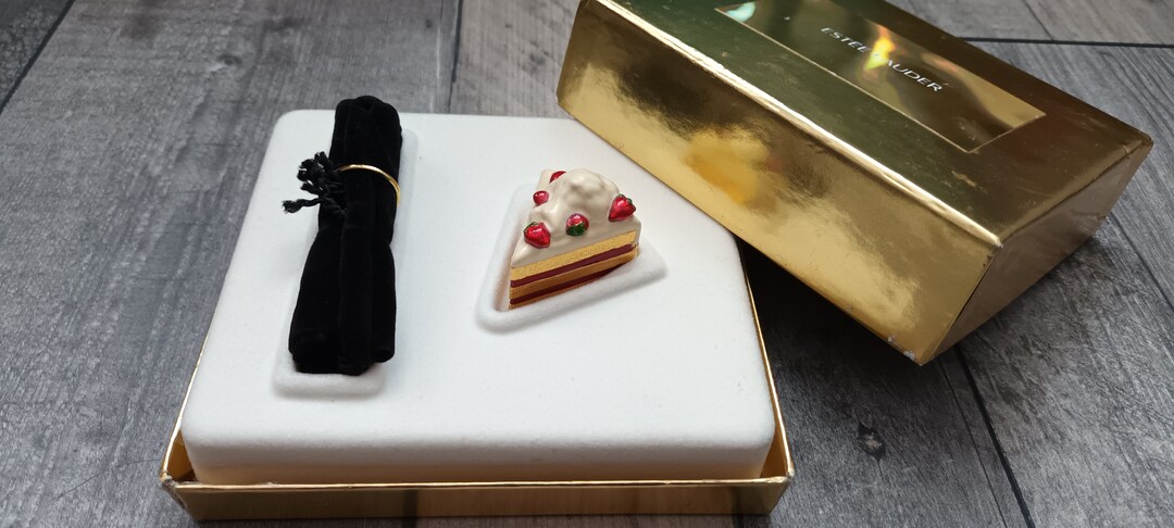 Estee Lauder Dreamy Dessert Cake Solid Perfume Compact - 2001 ...