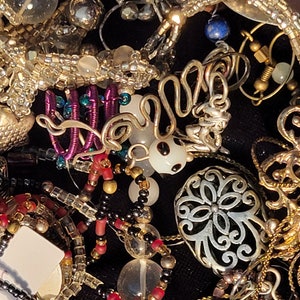 1 LB Unfinished Unsellables Junk Jewelry for Crafting, Beading, Scrap ...
