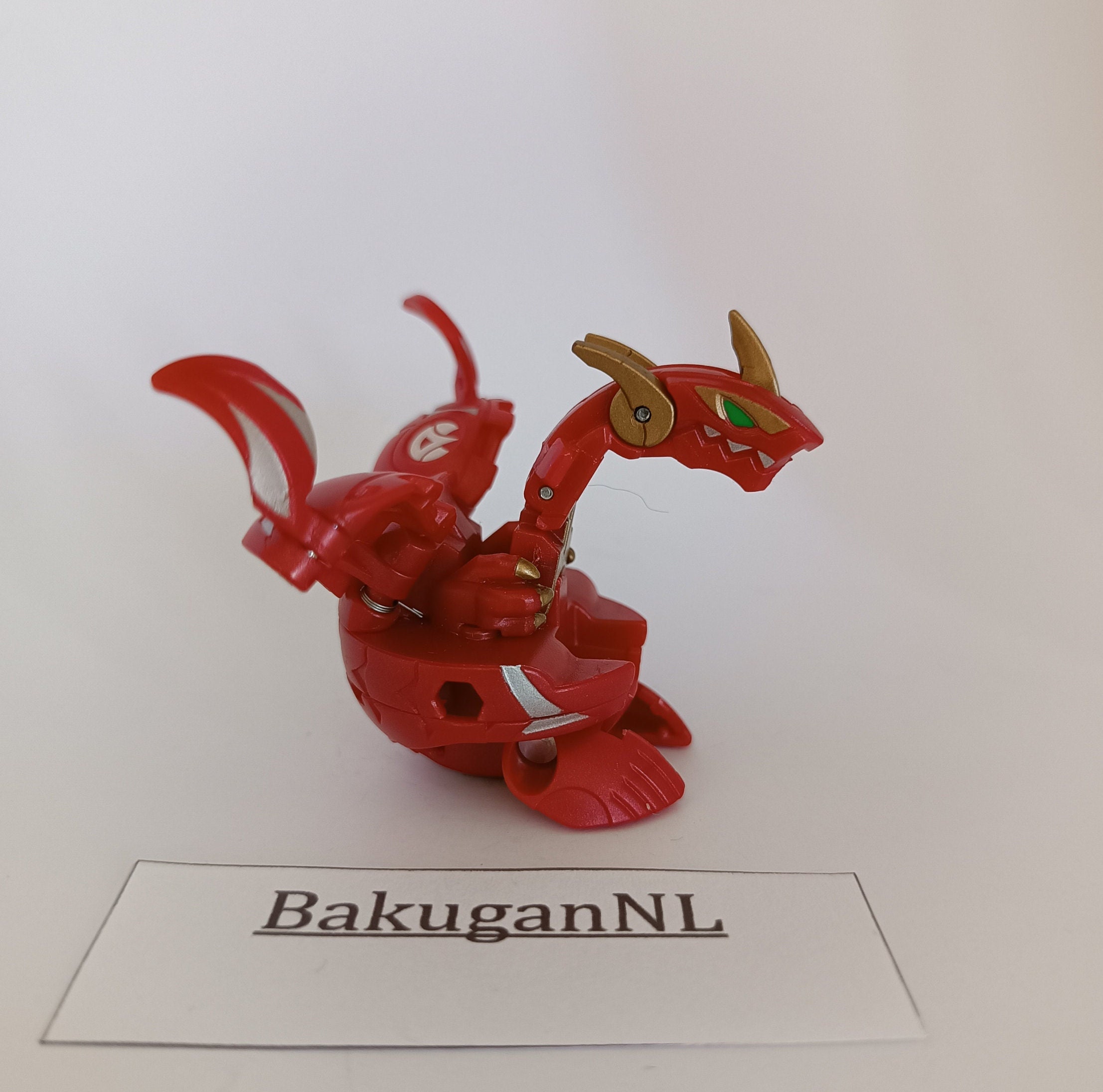 Bakugan Pyrus Ultra Neo Dragonoid 650G C130 - Etsy