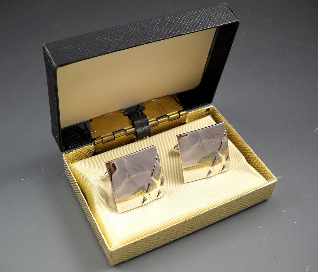 Swank Vintage Square Quilt Corner Mirror Finish Silver Tone Men's Cuff ...