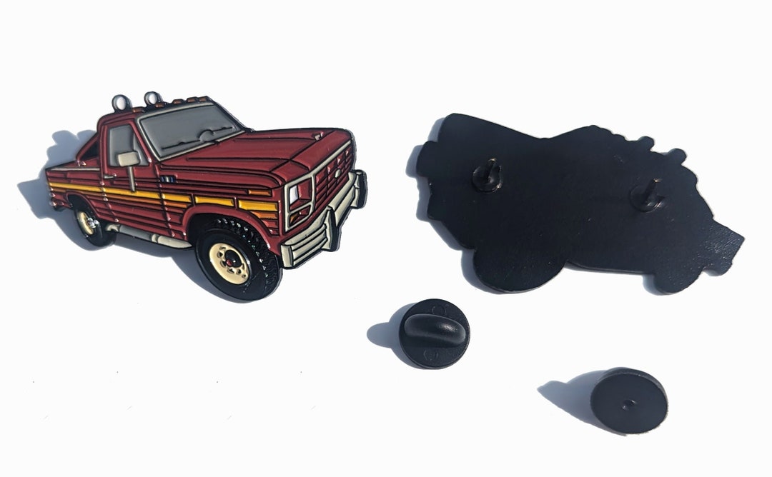 Pin Maroon Truck Pin for Caps and Clothing Enamel Badge Pick up Truck ...