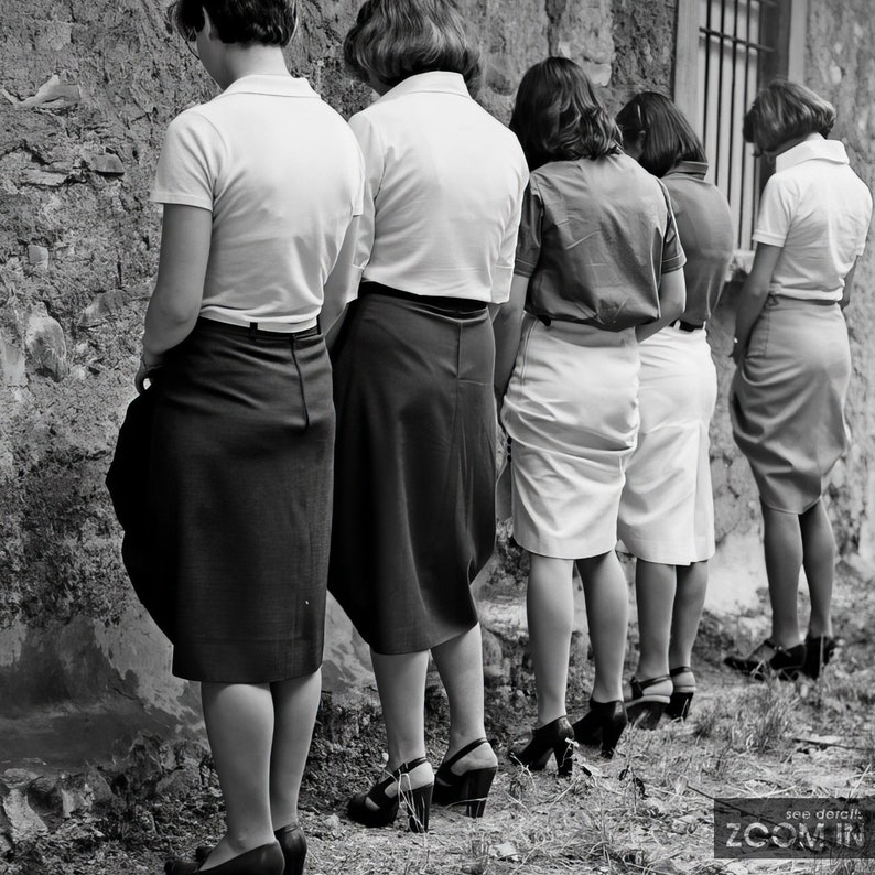 Women Peeing on the Wall, Vintage Print, Photography Print, Black White ...