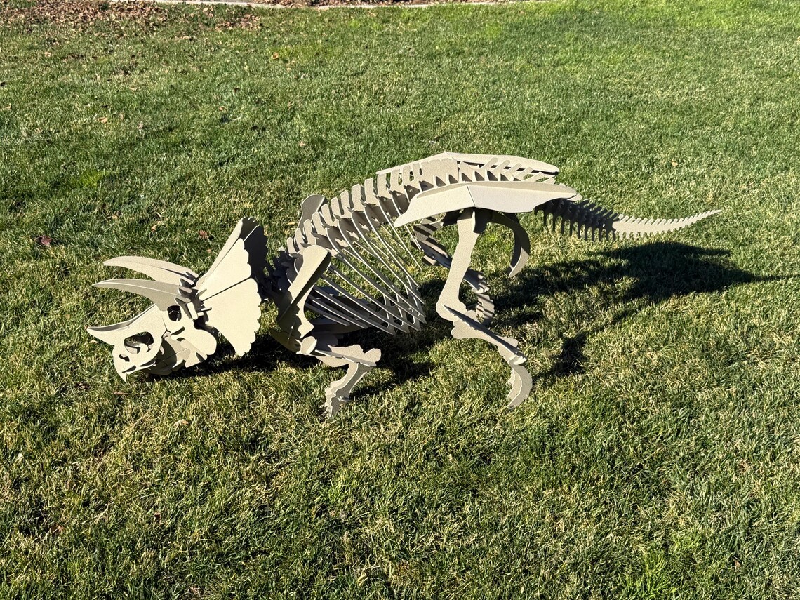 Handcrafted 6-foot Aluminum Triceratops | Unique Metal Dinosaur ...