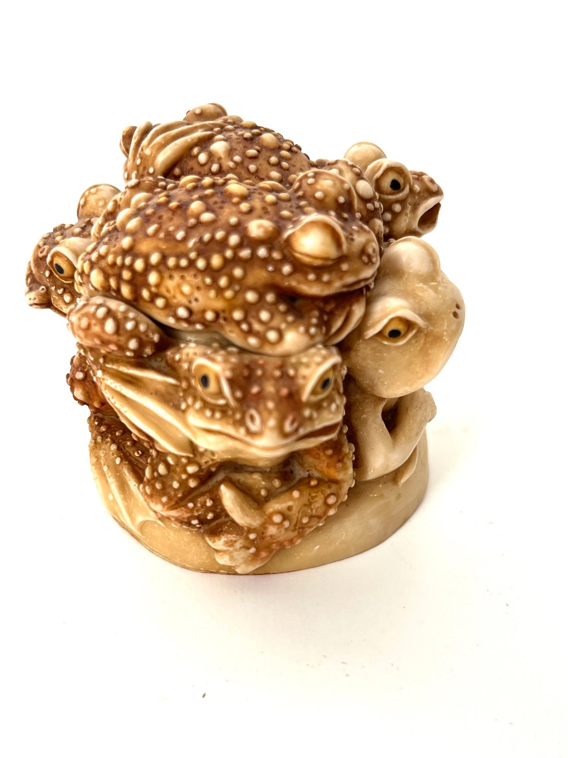 Harmony Kingdom Puddle Huddle Toads Frogs in a Pile Trinket Box ...