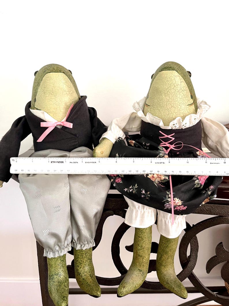 Vintage Judy Wachlin Folk Art Frog Shelf Sitters: Handcrafted Family ...