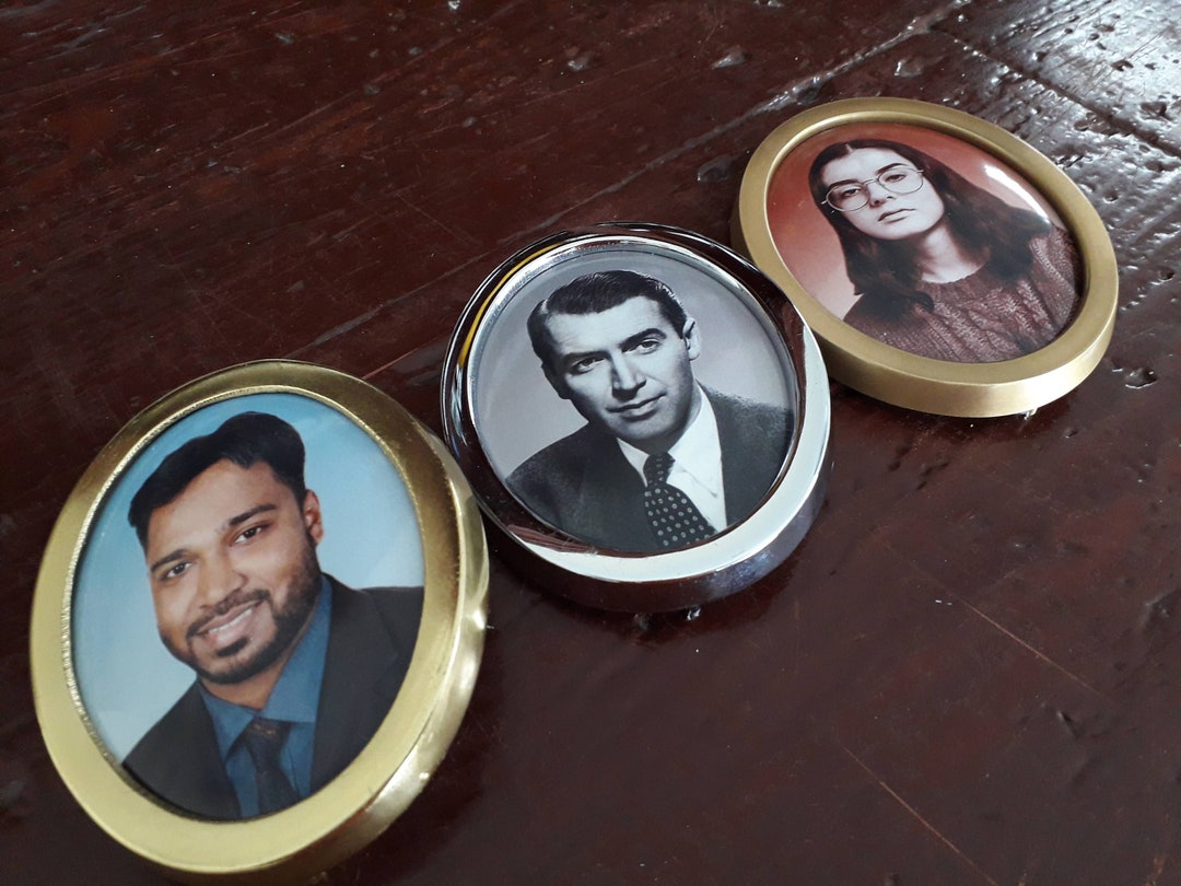 Photoceramic Frames, Finish: Bronze, Gold, Chrome, Oval Ceramic ...