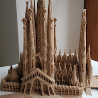 Basílica De La Sagrada Família, Barcelona, Spain, Building, DIY Paper ...
