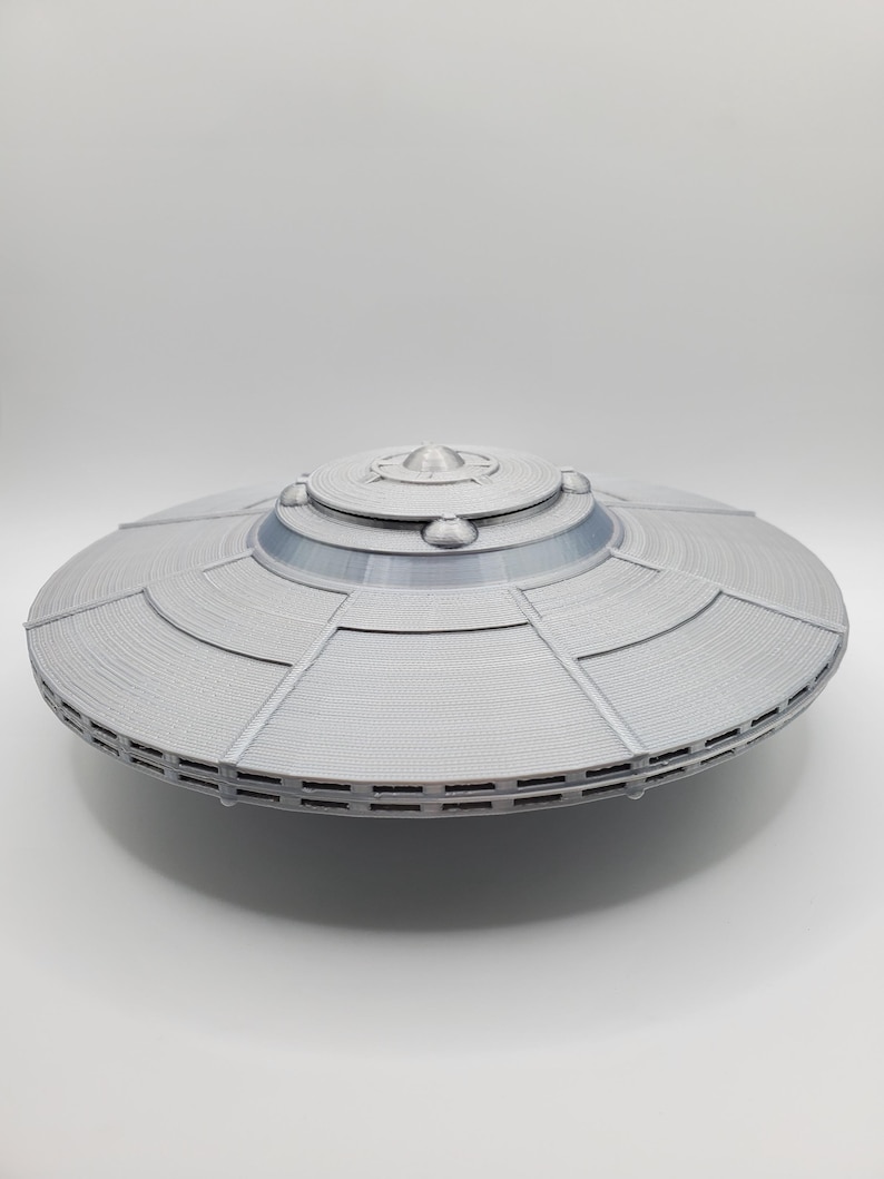 UFO Model, Flying Saucer Alien Decor, Sci-fi Spaceship Replica ...
