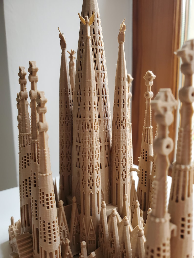 Large Sagrada Familia, Barcelona Landmark Model, Architectural Sagrada ...