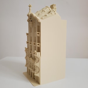 Casa Batllo 3D Model Diorama, Detailed Replica of Gaudí’s Masterpiece ...