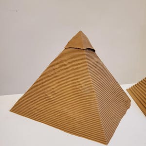 Pyramids Diorama Giza Pyramid Set, Great Pyramids of Egypt, Decorative ...