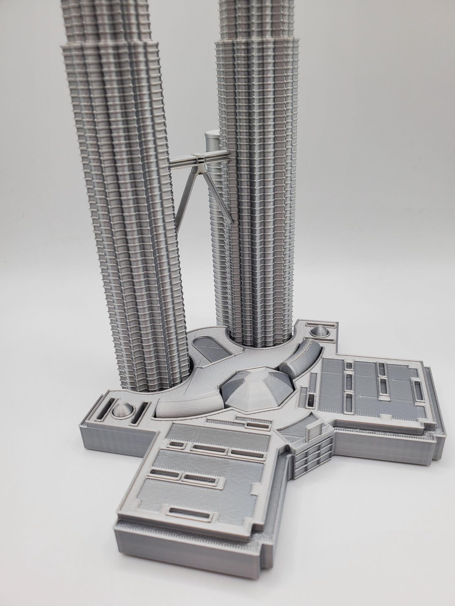 Petronas Twin Towers Model Diorama - Architectural Landmark Replica - 3 ...