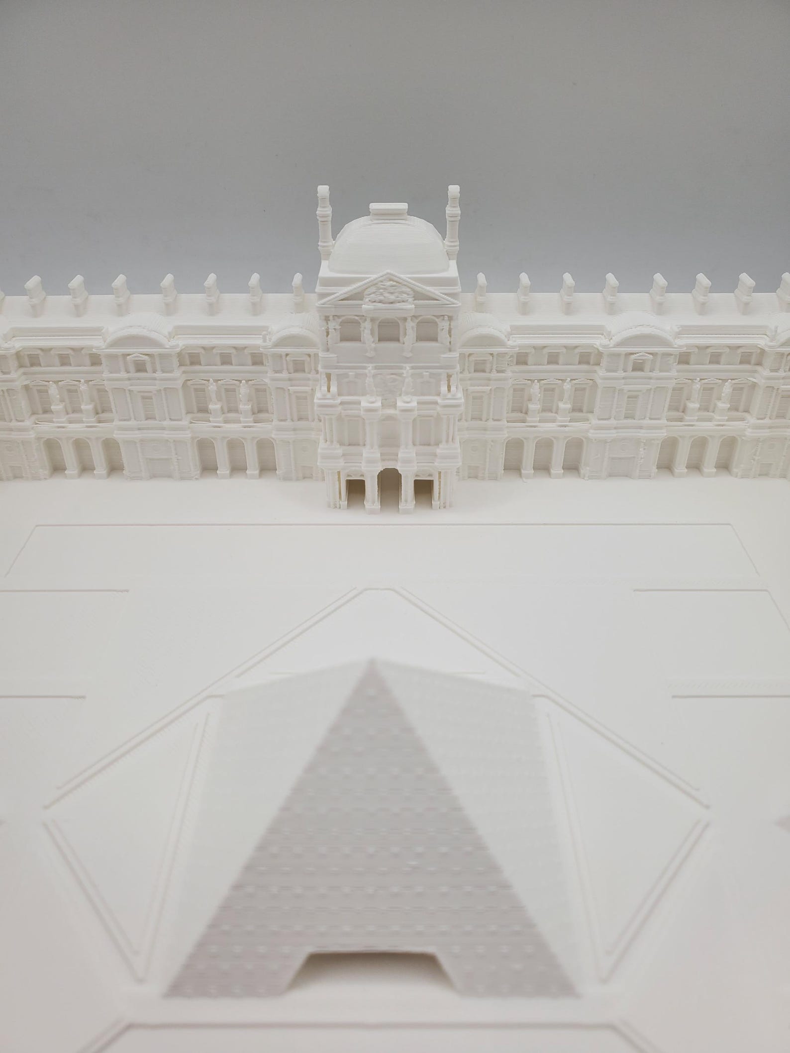Louvre Museum Diorama With Pyramid, Paris Landmark Model Home Decor ...