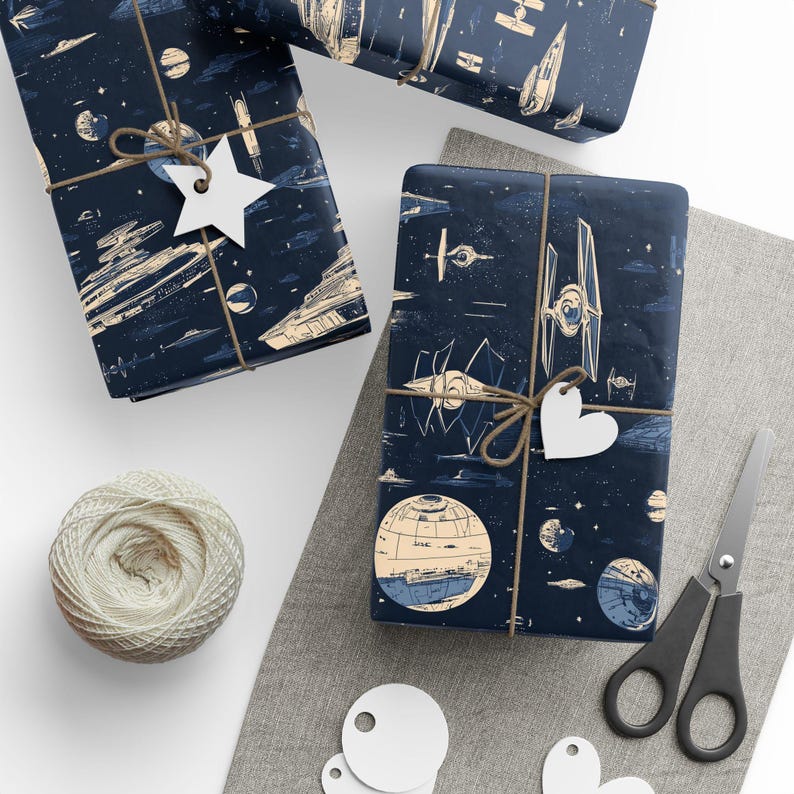 Star Wars Spaceship Wrapping Papers, Gift Wrap Set for Scifi Fans ...