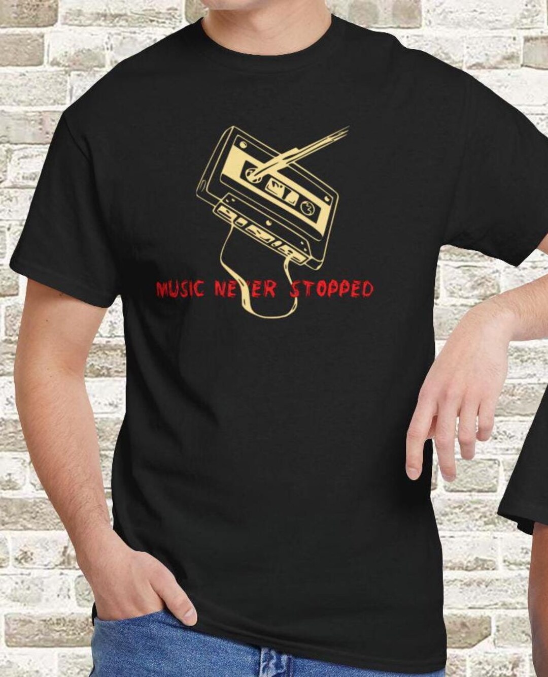 Music Never Stop Man Retro Music T-shirt Men's Cassette Tape Shirt ...