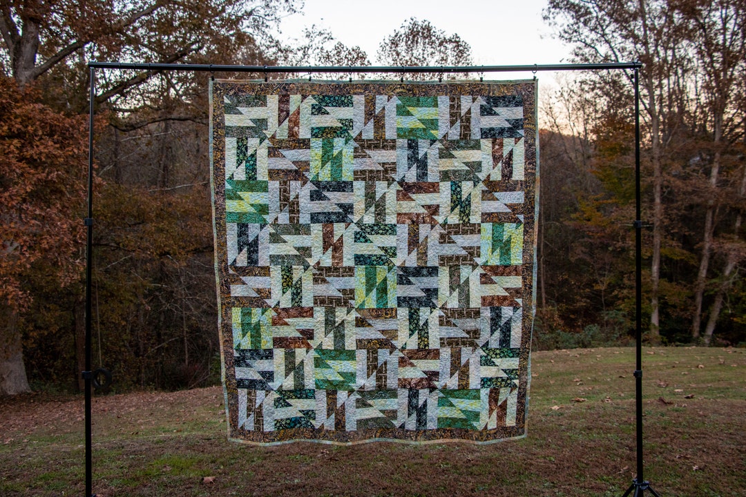 Fractured Pinwheel Quilt, Quilt, Handmade Quilt, Unique Quilt, Lap ...
