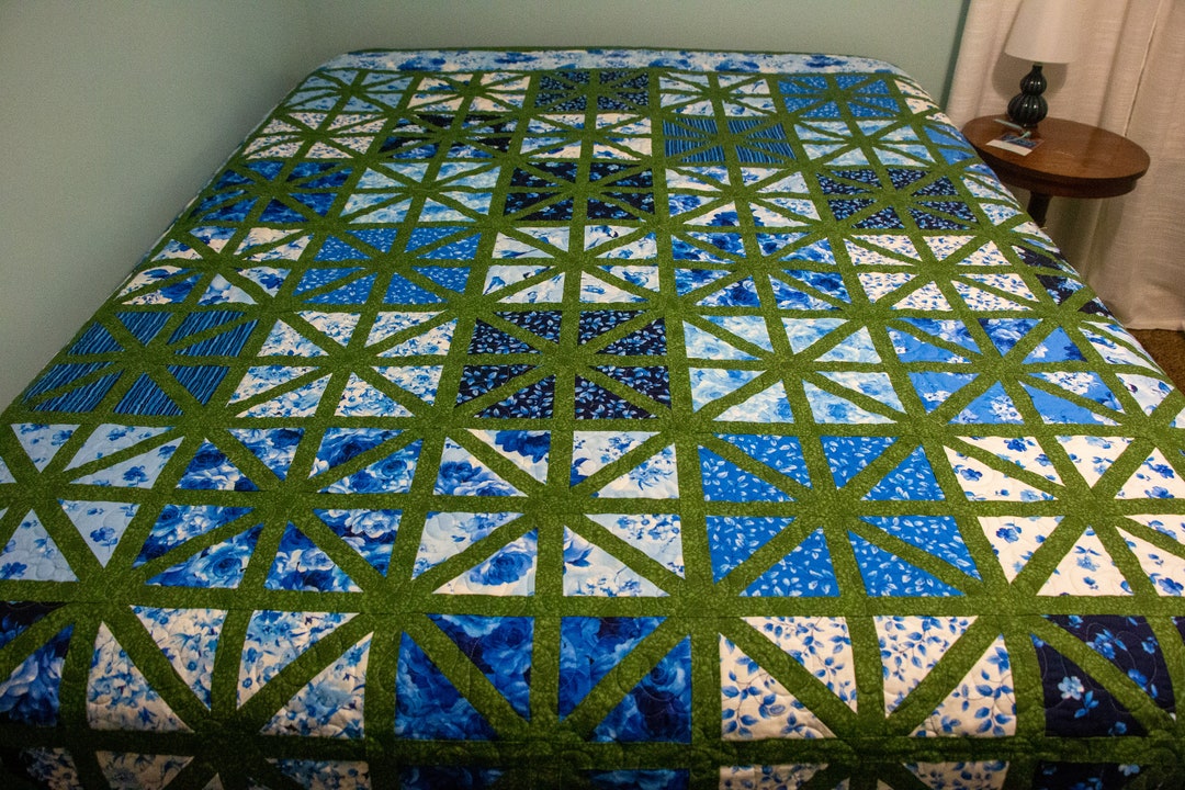Ditto Blue Floral Quilt, Quilt, Handmade Quilt, Blue Quilt, Green Quilt ...